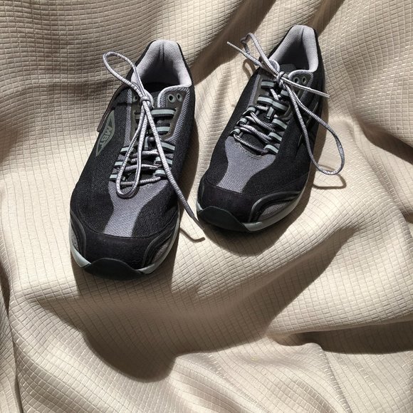 MBT | Shoes | Mbt Women Sneakers In Charcoal Gray And Light Gray ...